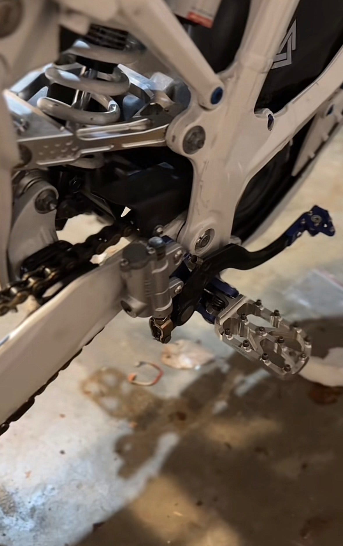 Surron Ultra Bee Foot Brake kit – Jrplates